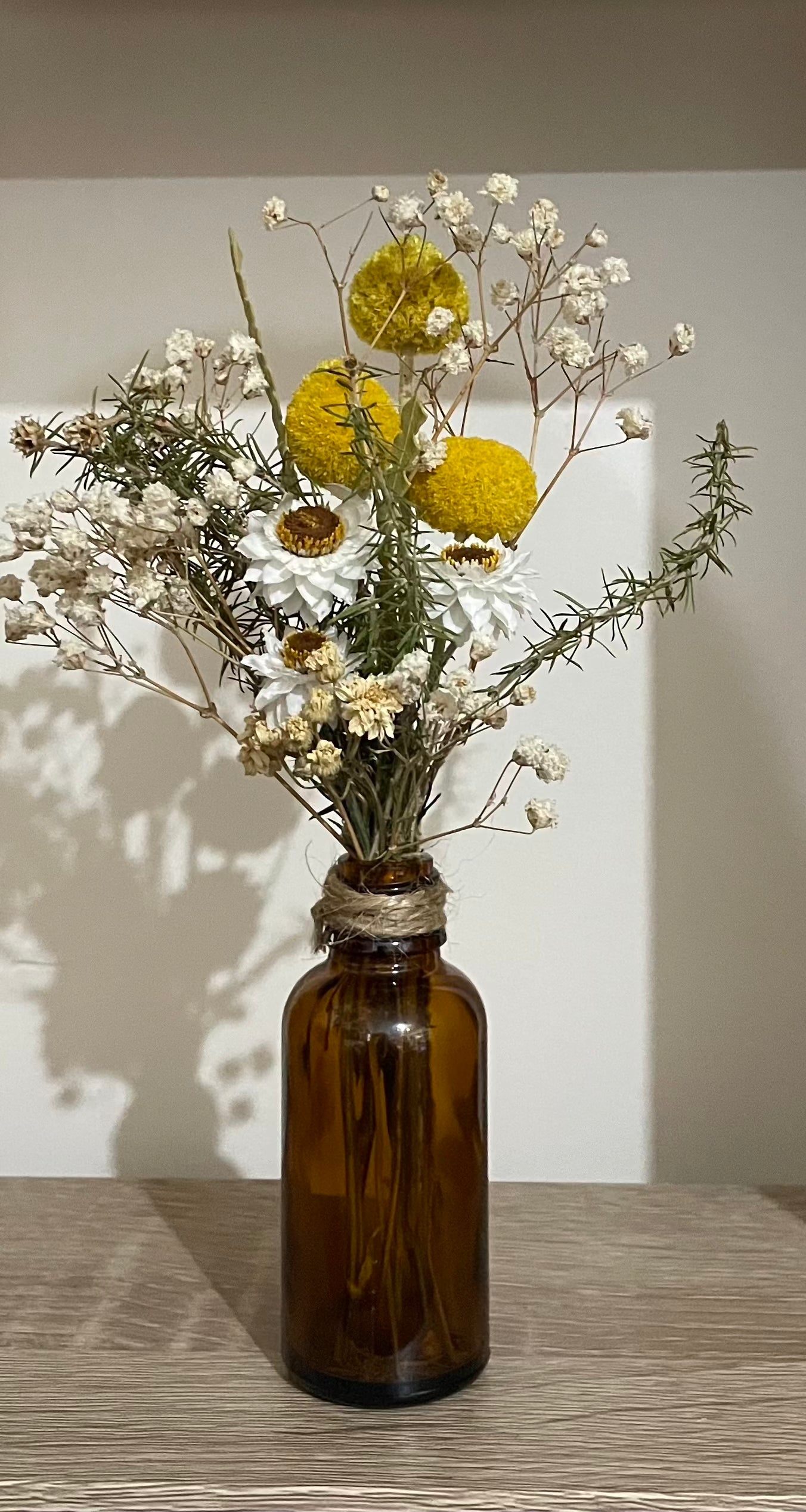 Mini Arrangements – Dried and Preserved Blooms